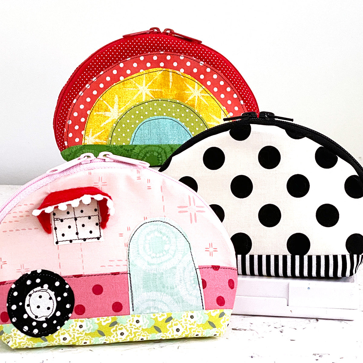 Clamshell Bags Sewing Pattern - Camper, Rainbow, and Undecorated - Dig ...